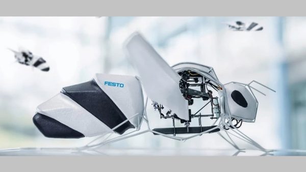 Festo mostra abelha robot BionicBee